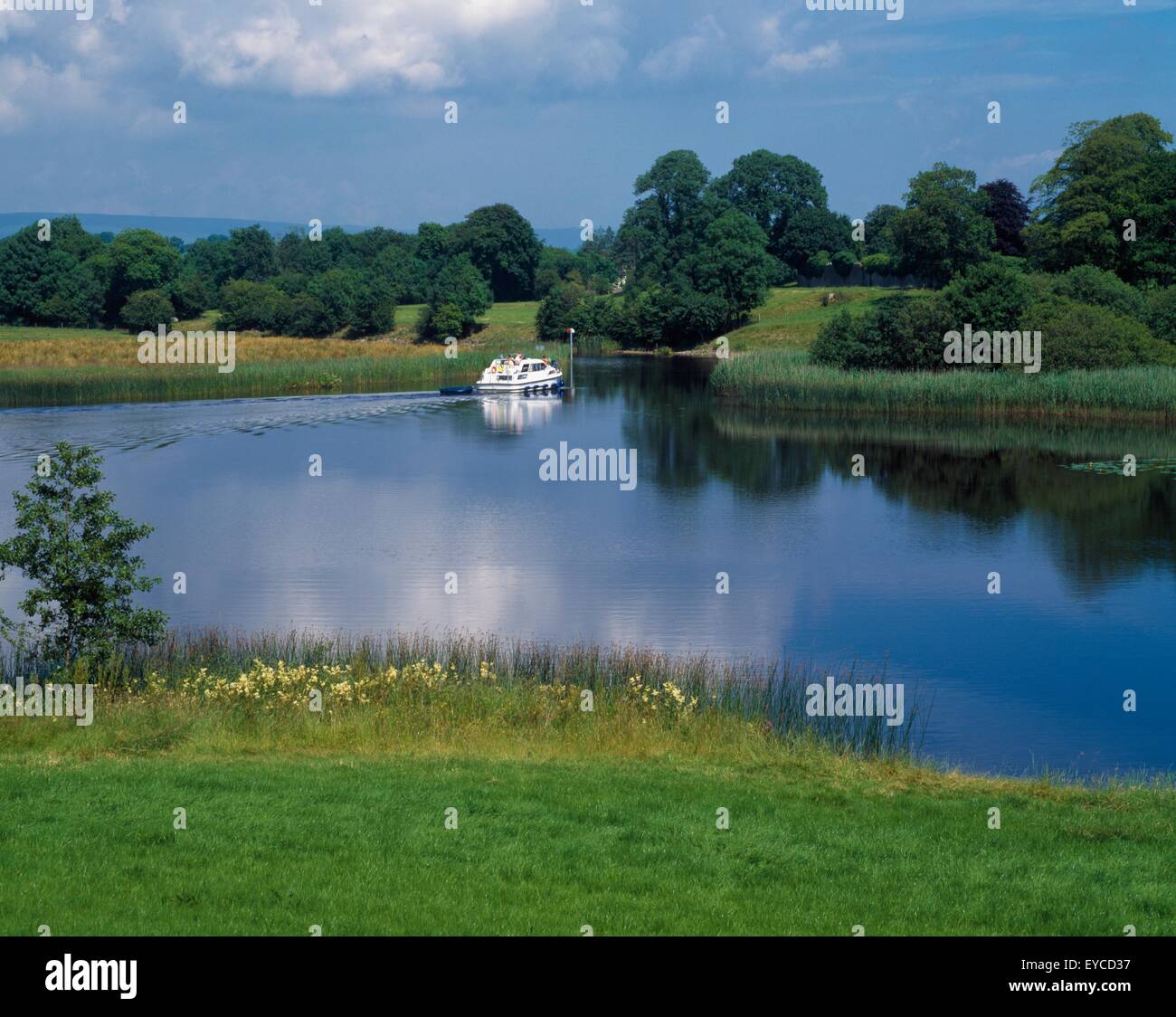 River Erne Lough Erne High Resolution Stock Photography and Images - Alamy