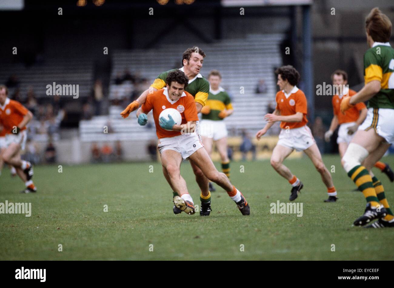 Gaelic football teams hi-res stock photography and images - Alamy
