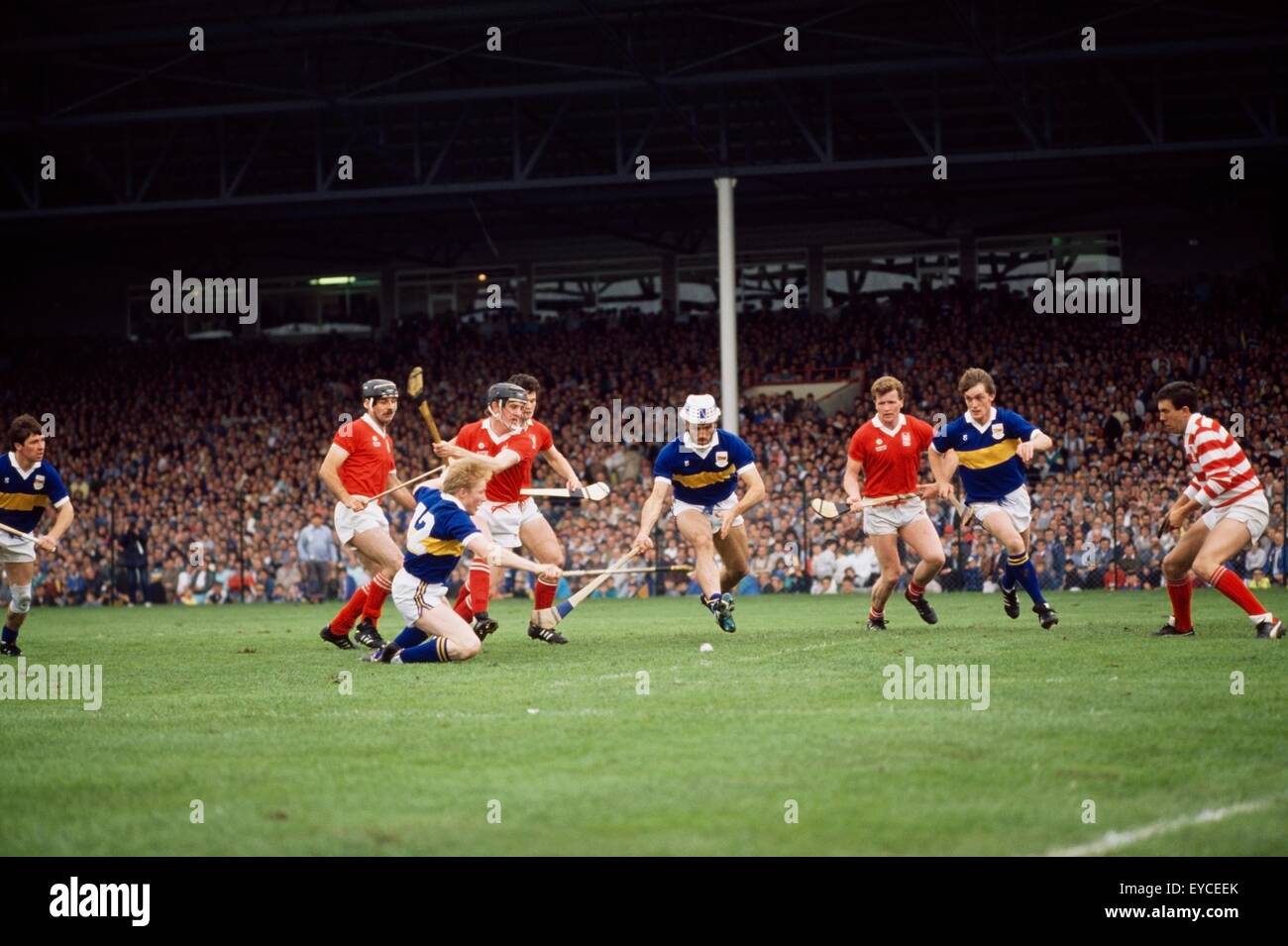 Hurling, Tipperary V, Cork (Red Stock Photo - Alamy
