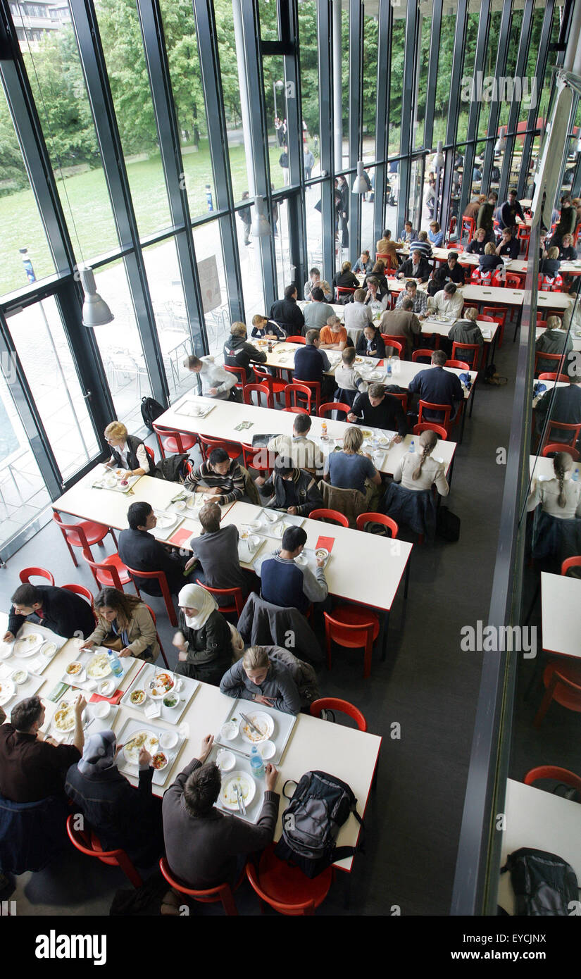 Student lunch germany hi-res stock photography and images - Alamy