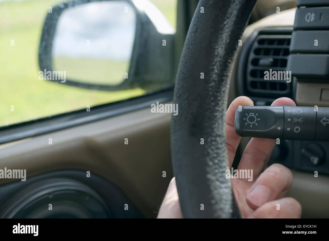 Car mirror indicator hi-res stock photography and images - Alamy