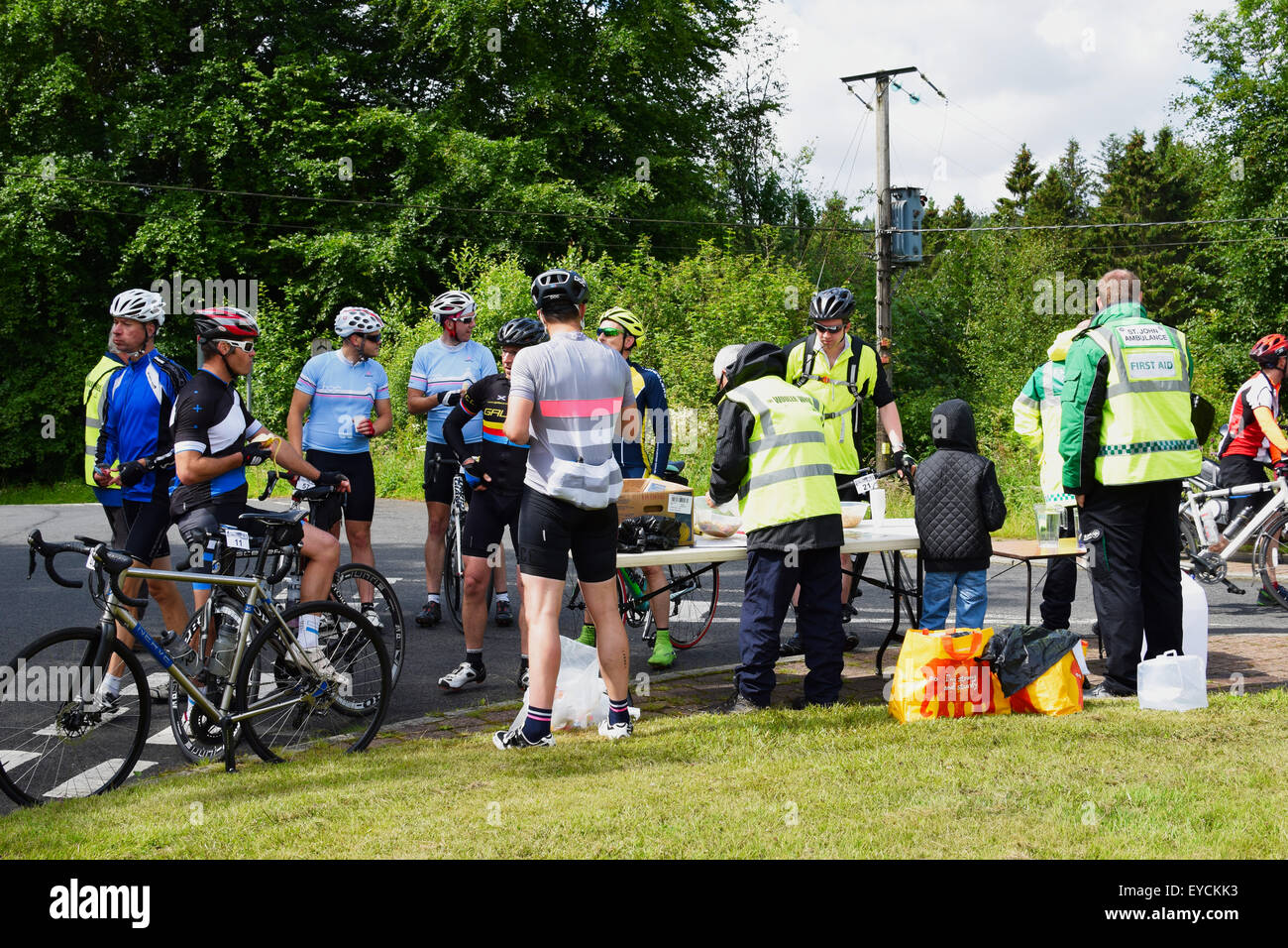 Riders passing through Kielder on the Wooler Wheel Big Un cycle ...