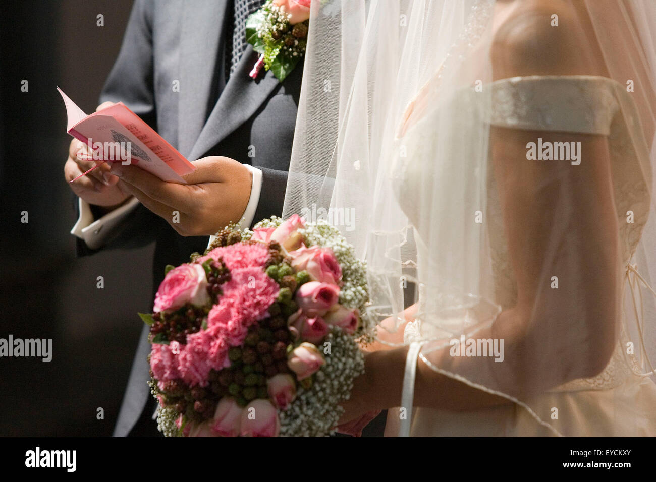 Germany Wedding Traditional Bride High Resolution Stock Photography and ...