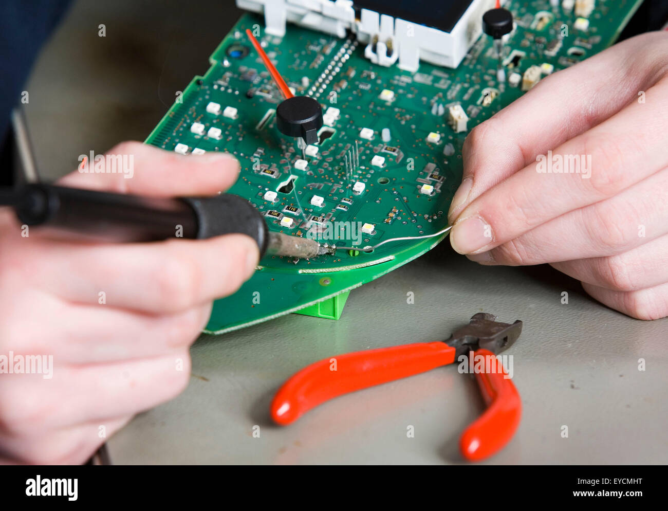 Electronic circuit board production hi-res stock photography and images ...
