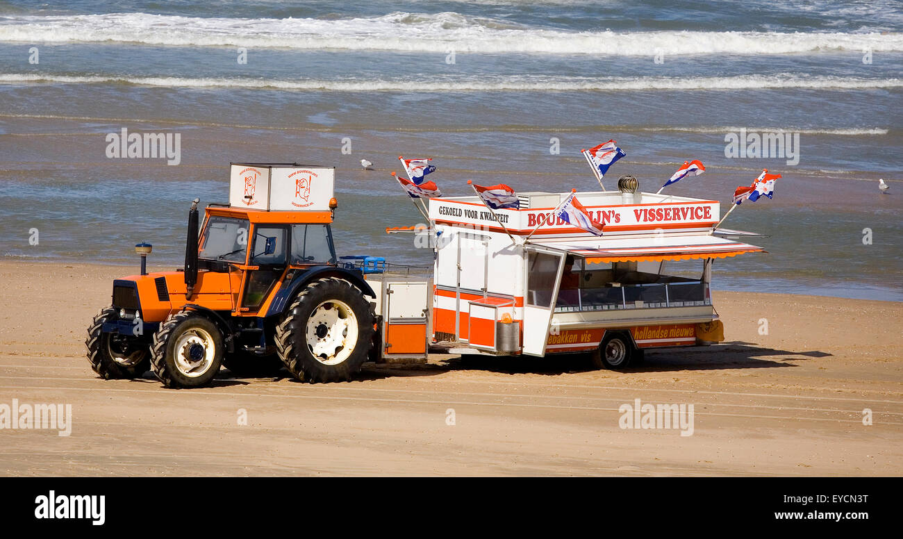 Tugs And Tractors High Resolution Stock Photography and Images - Alamy