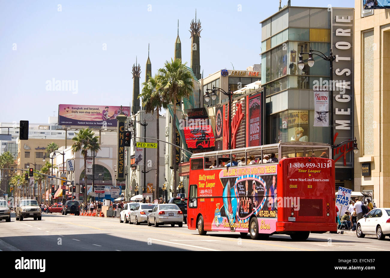 Hollywood star tour hi-res stock photography and images - Alamy