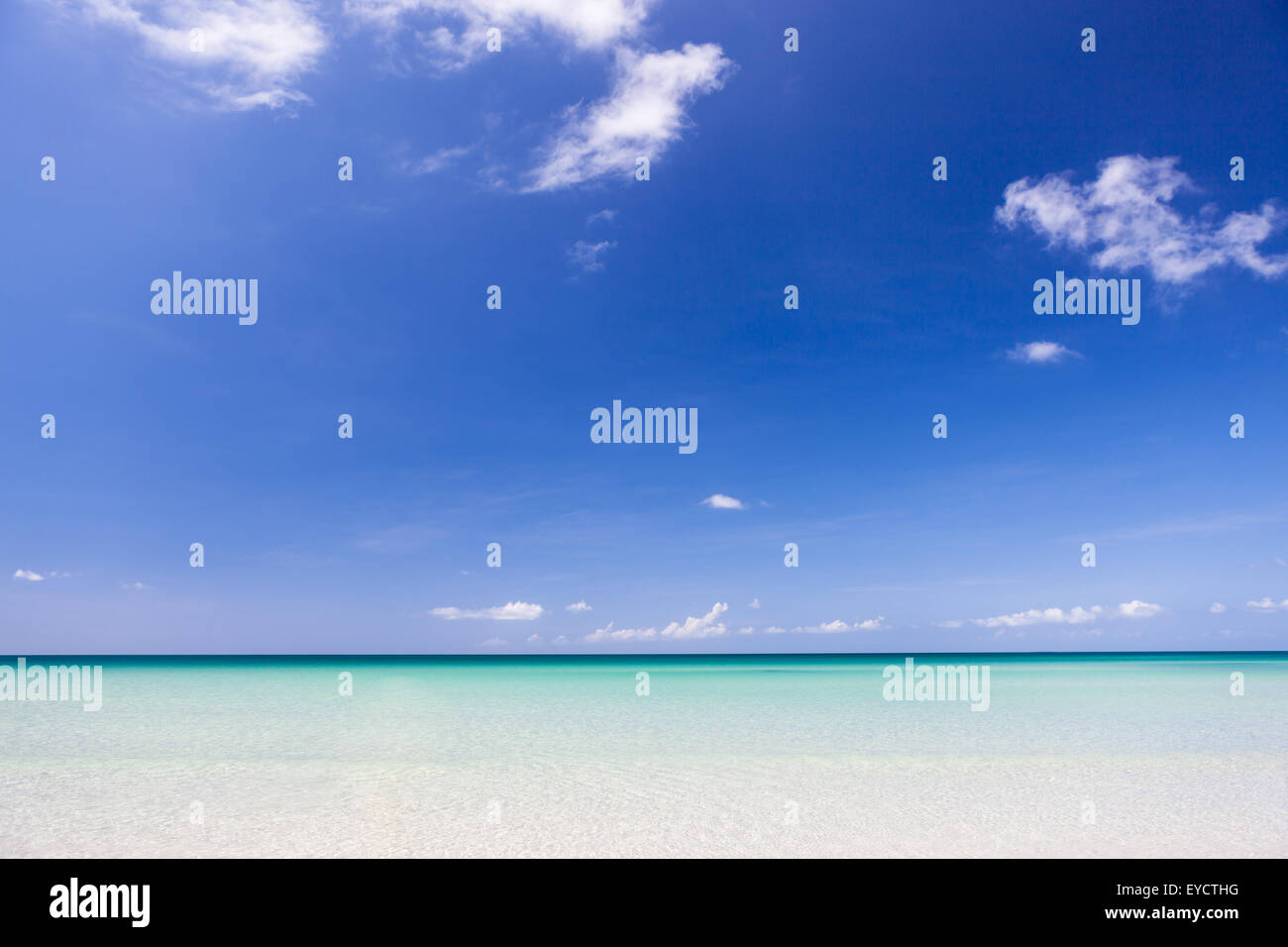 Sunny seascape perfect resort beach hi-res stock photography and images ...