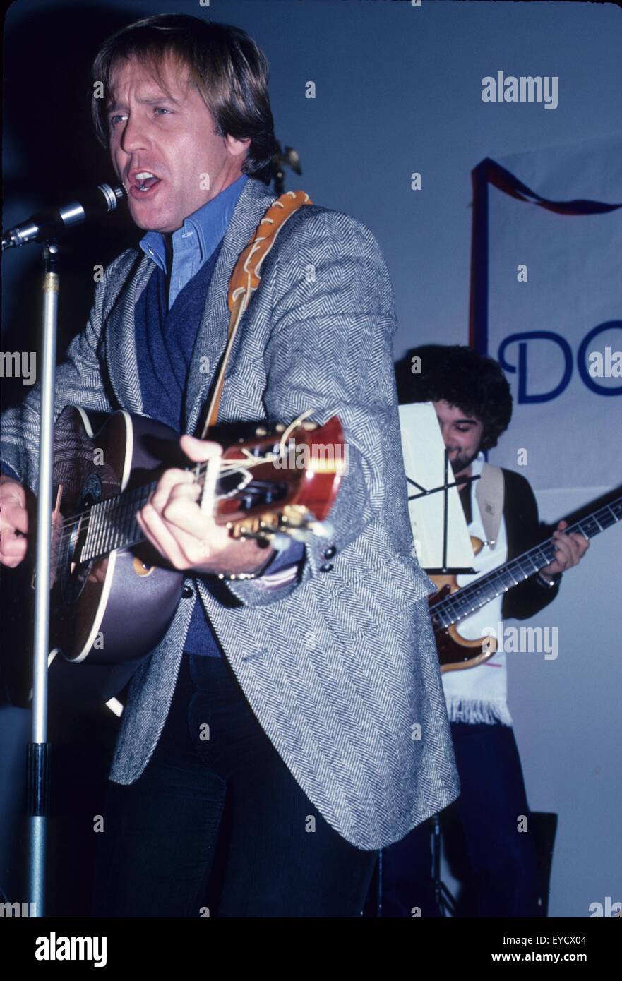 New York, New York, USA. 8th May, 2015. BEN THOMAS.Doctors 1980 ...