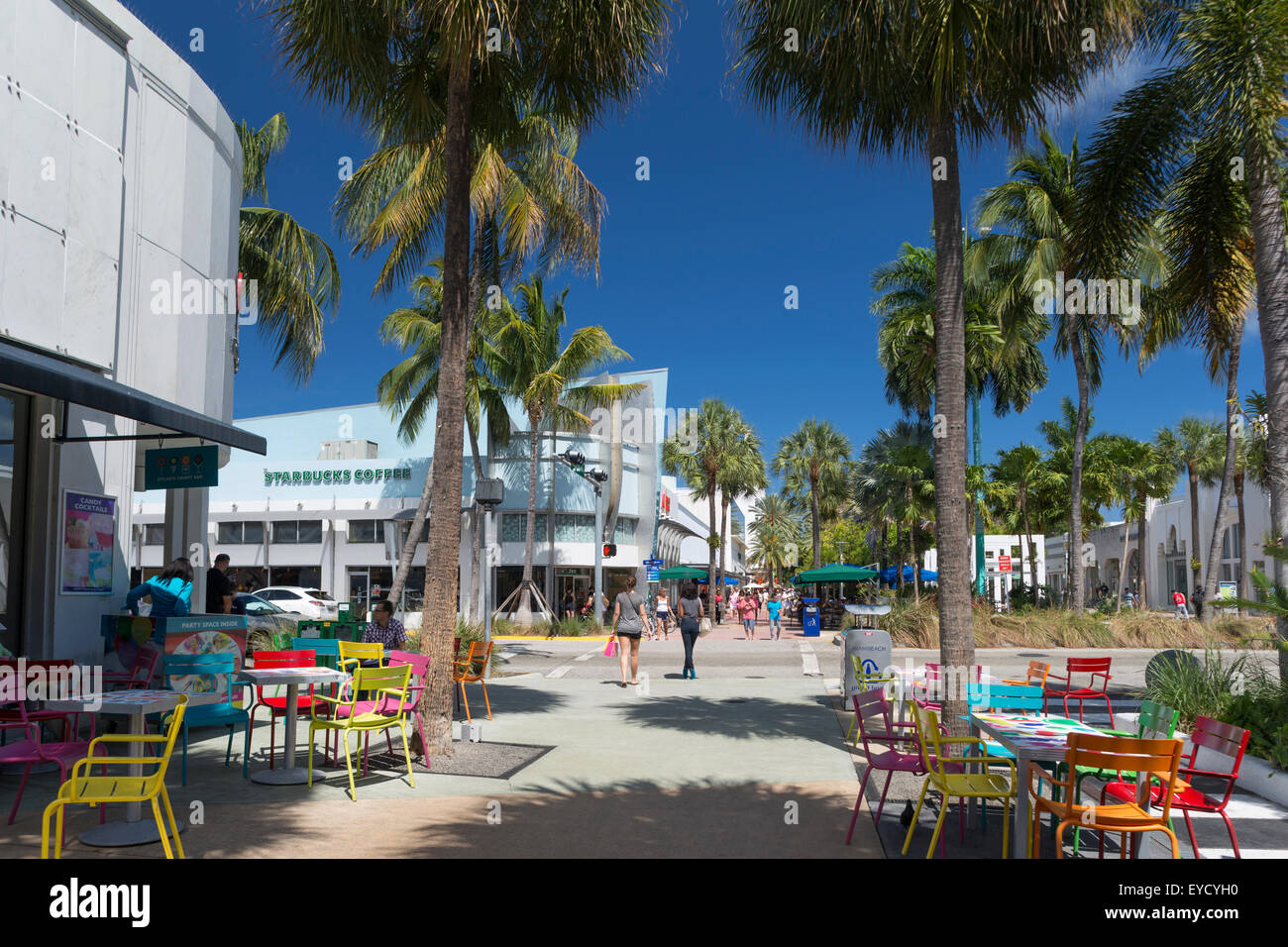 Outdoor shopping florida hi-res stock photography and images - Alamy
