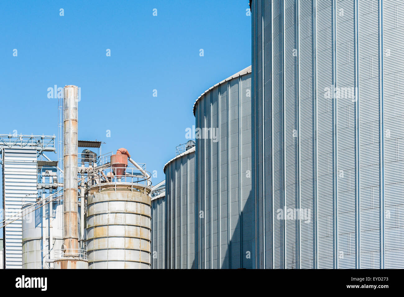 Plant for the drying and storage of cereals Stock Photo - Alamy