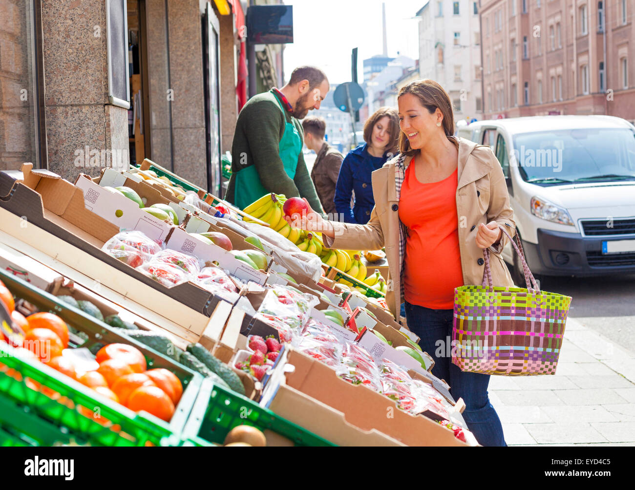 Choosing fruit hi-res stock photography and images - Alamy