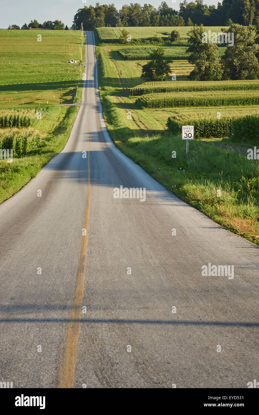 Pennsylvania rural road hi-res stock photography and images - Alamy