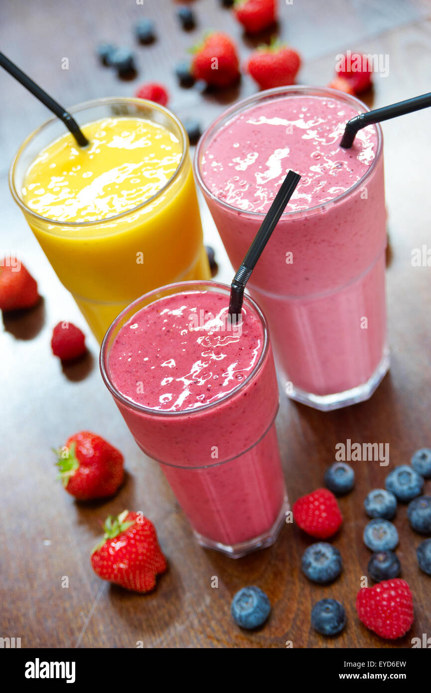Healthy eating smoothies strawberries hi-res stock photography and ...