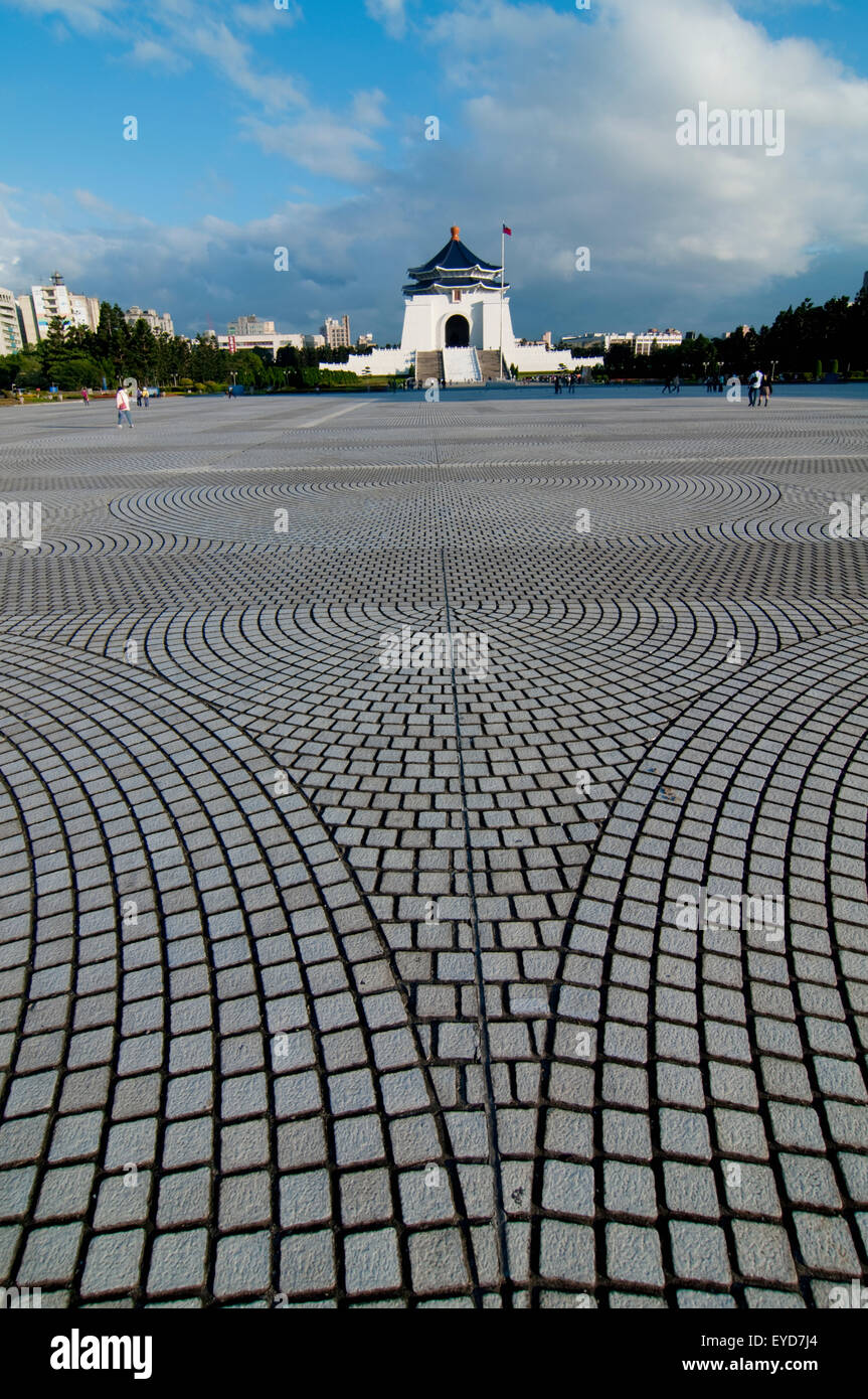Chiang Kai-Shek Memorial Hall Arch At Taipei, Taiwan, Asia Stock Photo ...