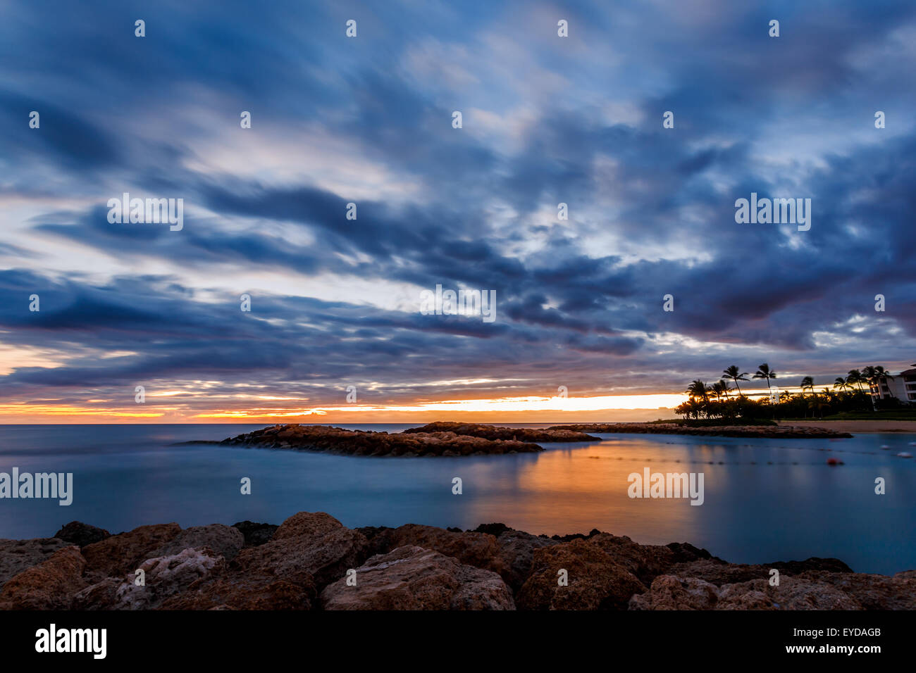 Hawaii ocean sunrise hi-res stock photography and images - Alamy