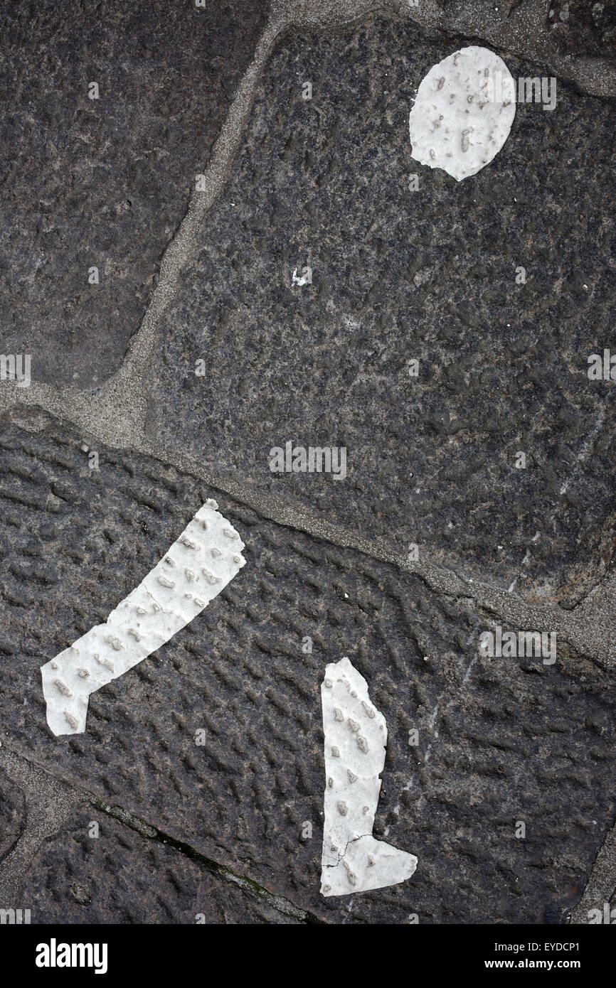 Footpath symbol hi-res stock photography and images - Alamy