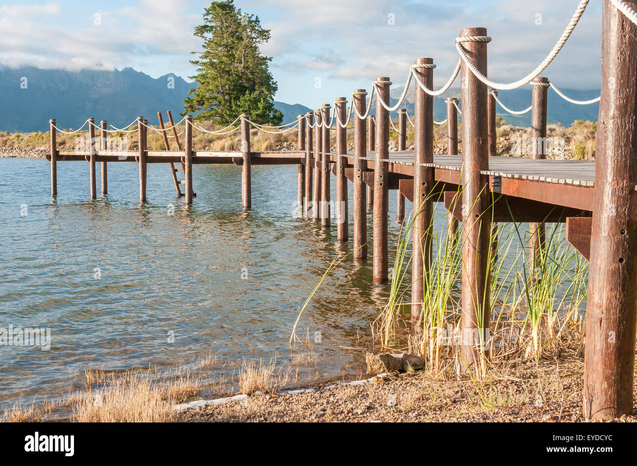 Dam jetty hi-res stock photography and images - Alamy