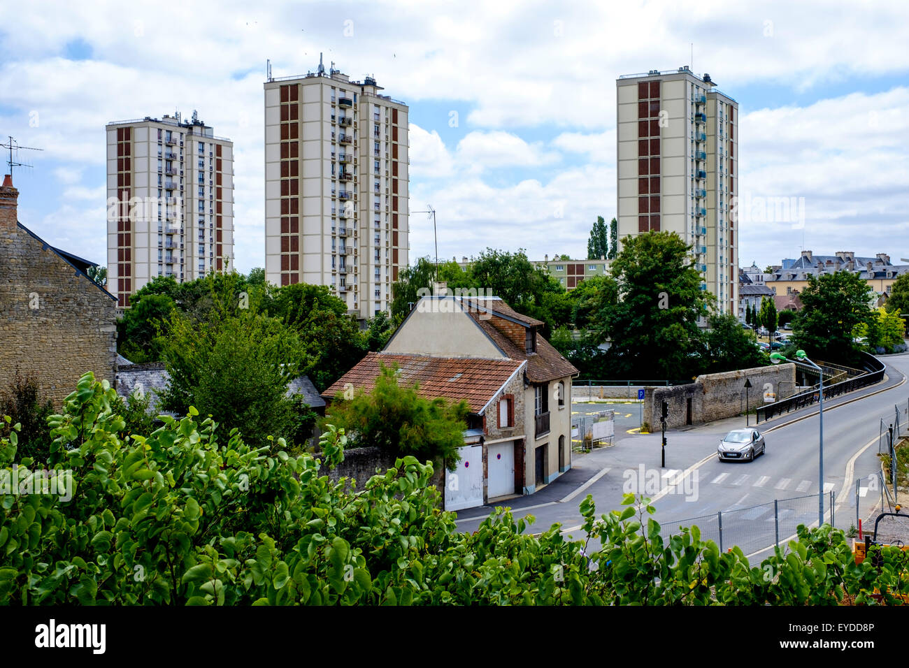 France tower blocks hi-res stock photography and images - Alamy