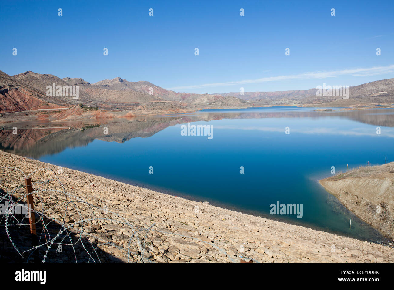 Lake And Dam In Iraqi Kurdistan, Iraq Stock Photo - Alamy