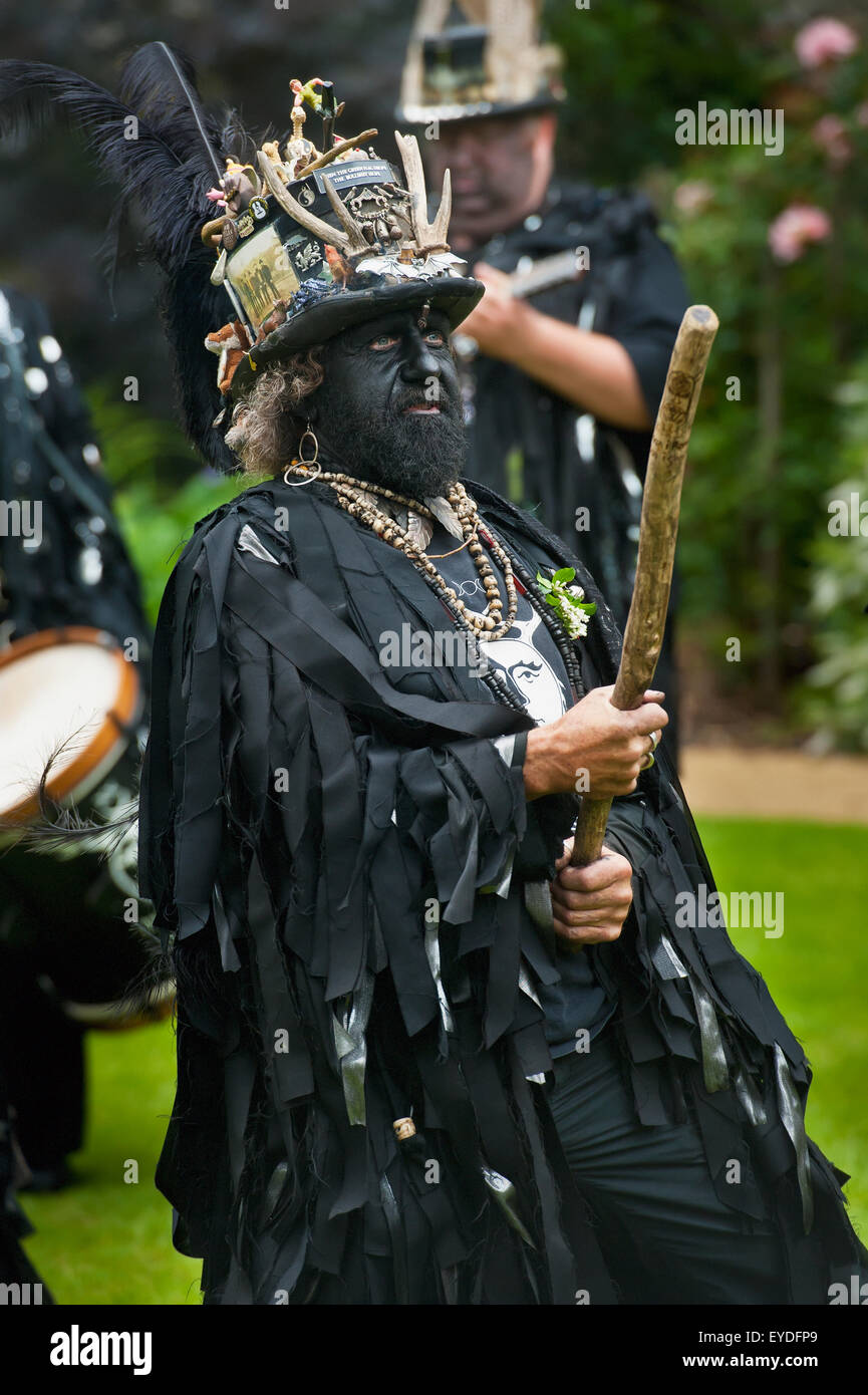 Black face morris dancing hi-res stock photography and images - Alamy