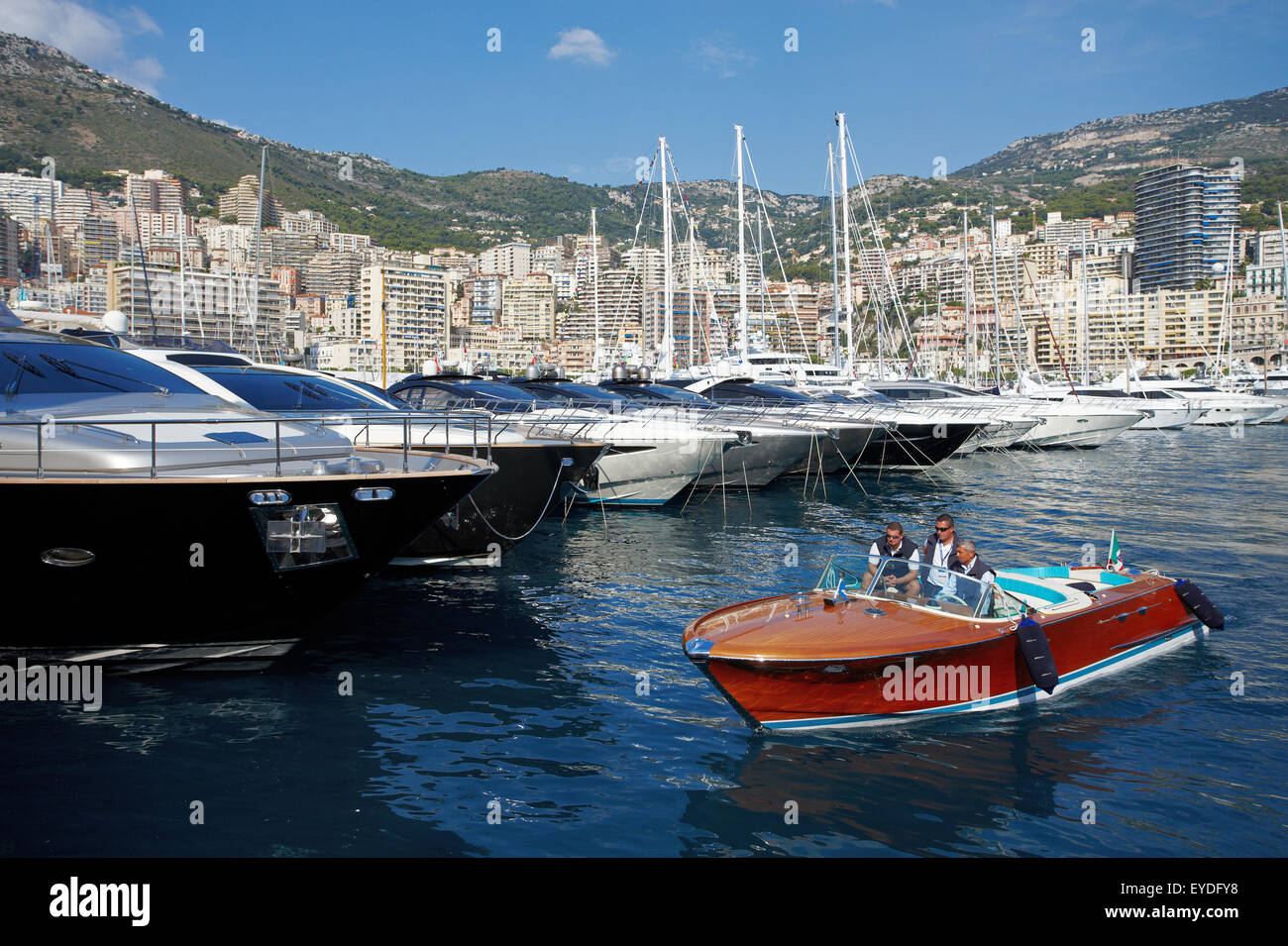 Monaco, Monte-Carlo, 25.09.2008: Port Hercule, View from water, luxury ...