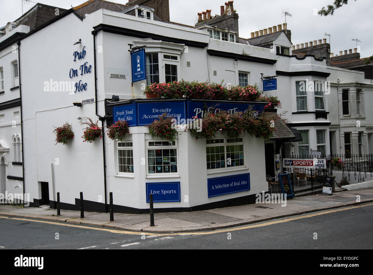 The Pub on the Hoe Plymouth Stock Photo - Alamy