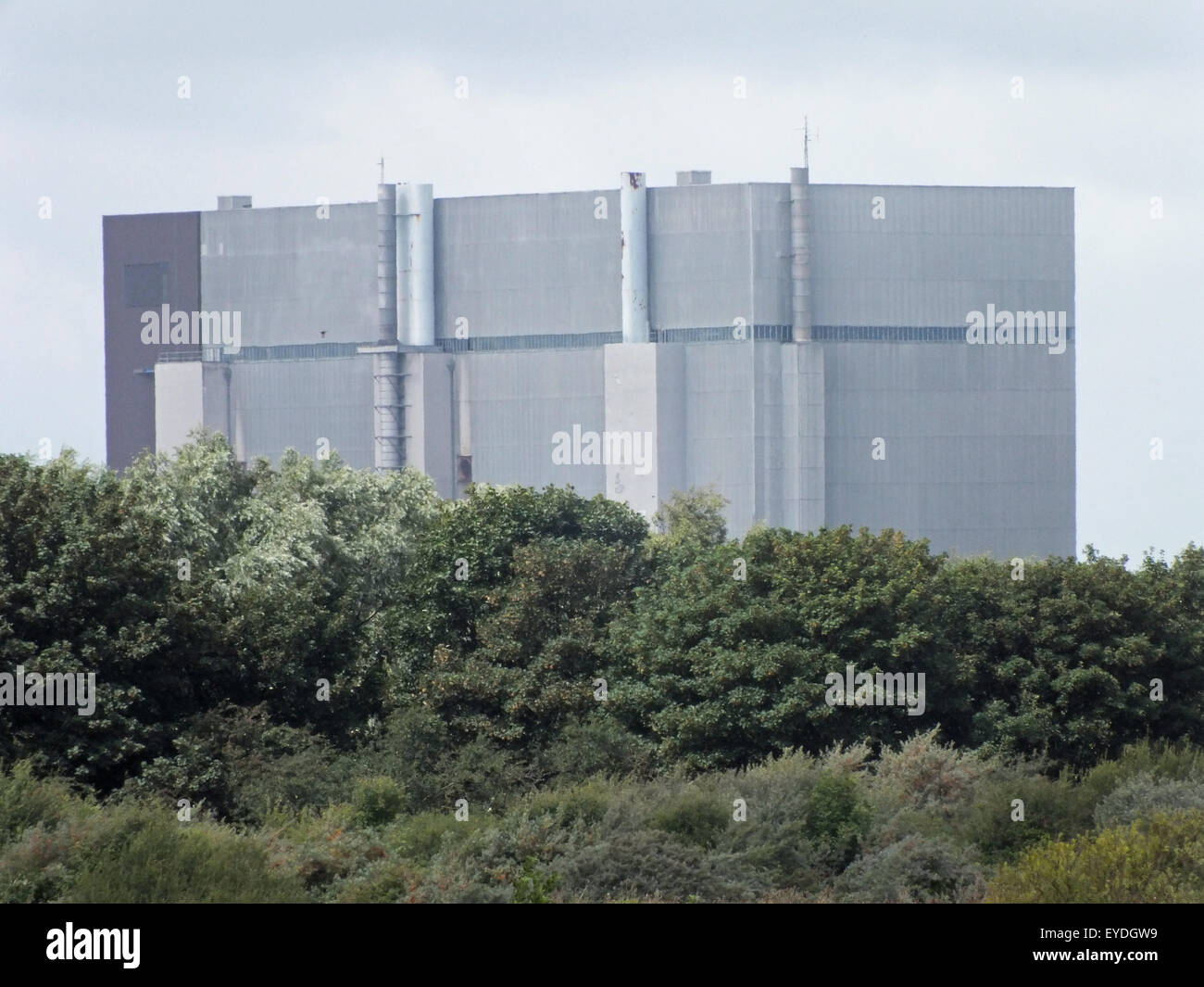 Next to nuclear power station hi-res stock photography and images - Alamy