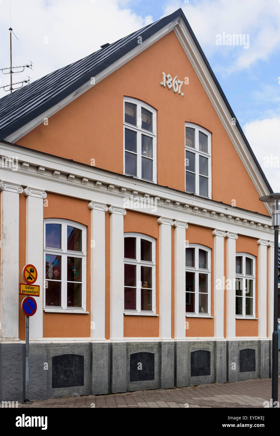 House in Skåne-Stile at Gamla Torg in Trelleborg, Sweden Stock Photo ...