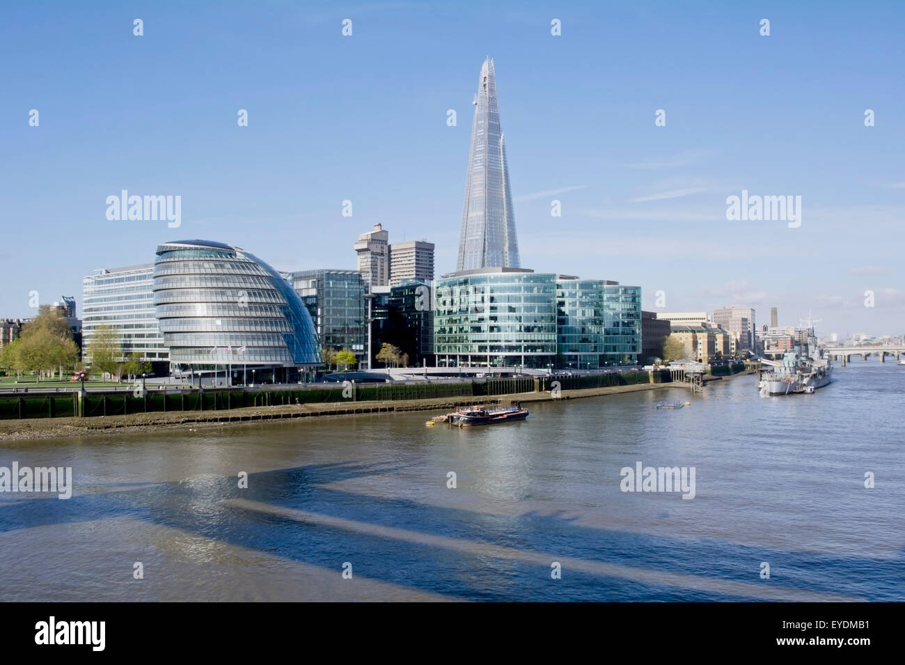 The shard 2012 city hall hi-res stock photography and images - Alamy