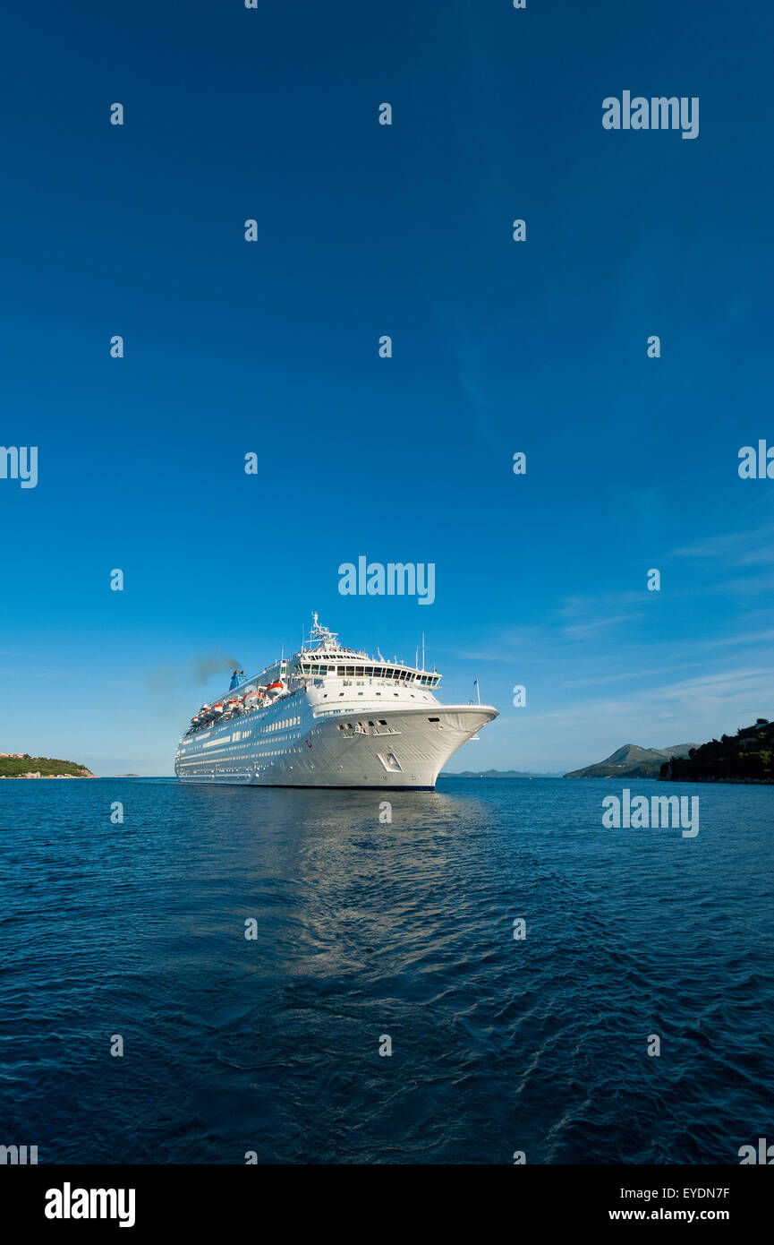 Croatia, Thomson Majesty cruise ship coming into port; Dubrovnik Stock ...
