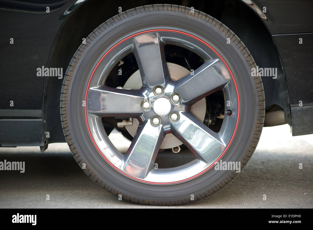 Chrome wire wheels hi-res stock photography and images - Alamy