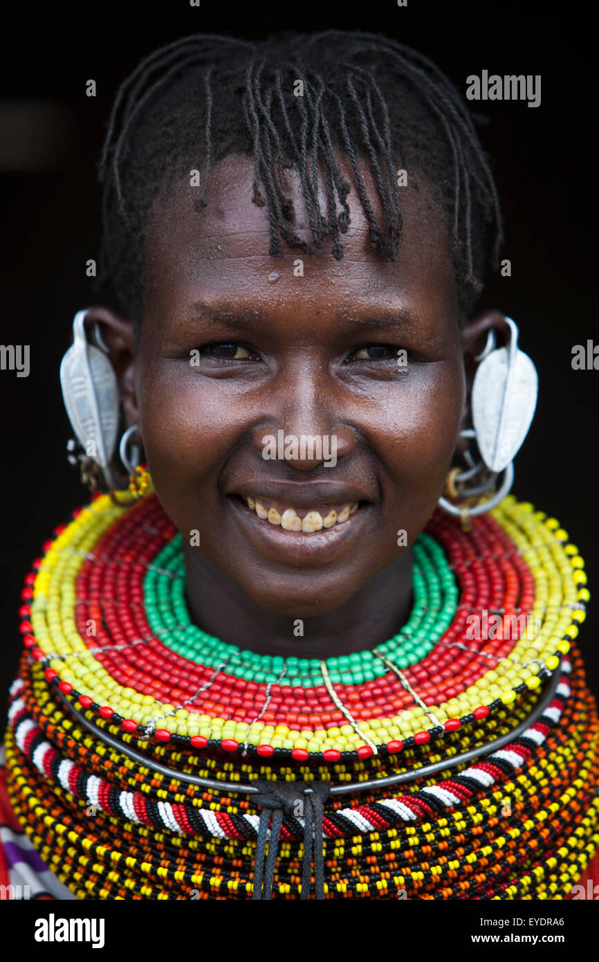 Beautiful african kenyan woman hi-res stock photography and images - Alamy