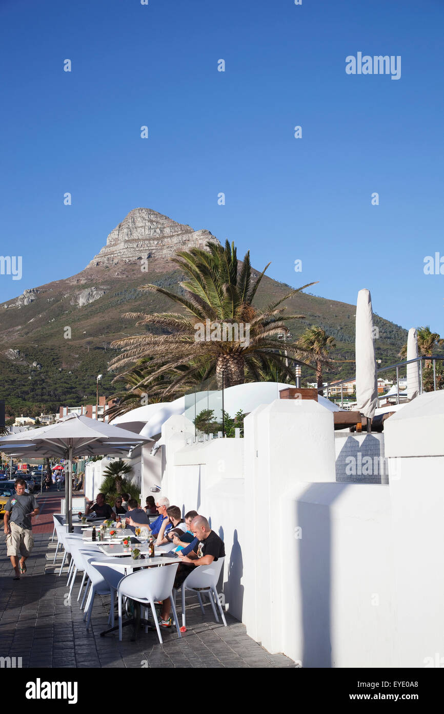 South Africa, Camp's Bay; Cape Town, Sidewalk Cafe Stock Photo - Alamy