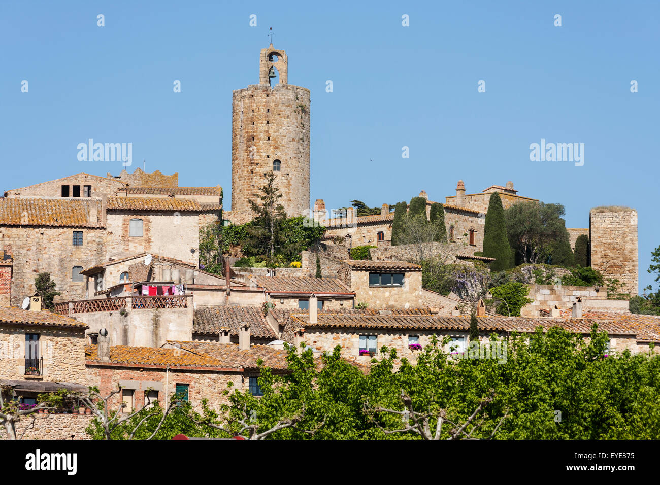 Medieval fortified tower hi-res stock photography and images - Alamy