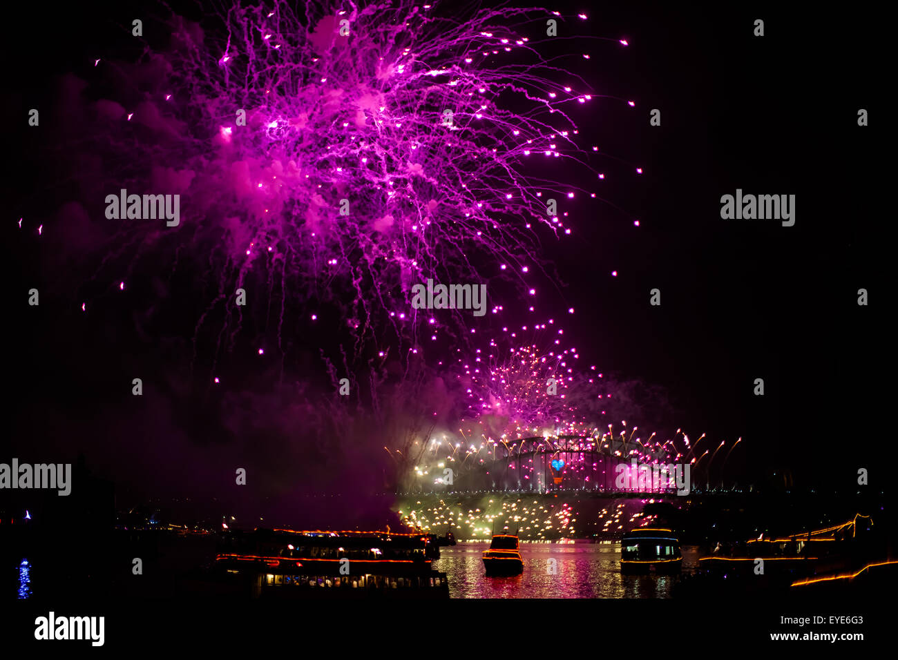 Pink fireworks hi-res stock photography and images - Alamy