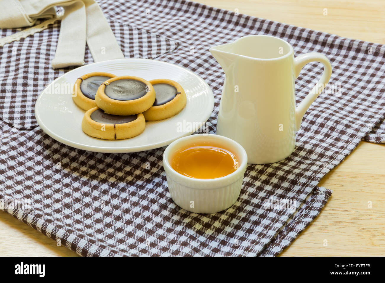 Afternoon tea break hi-res stock photography and images - Alamy