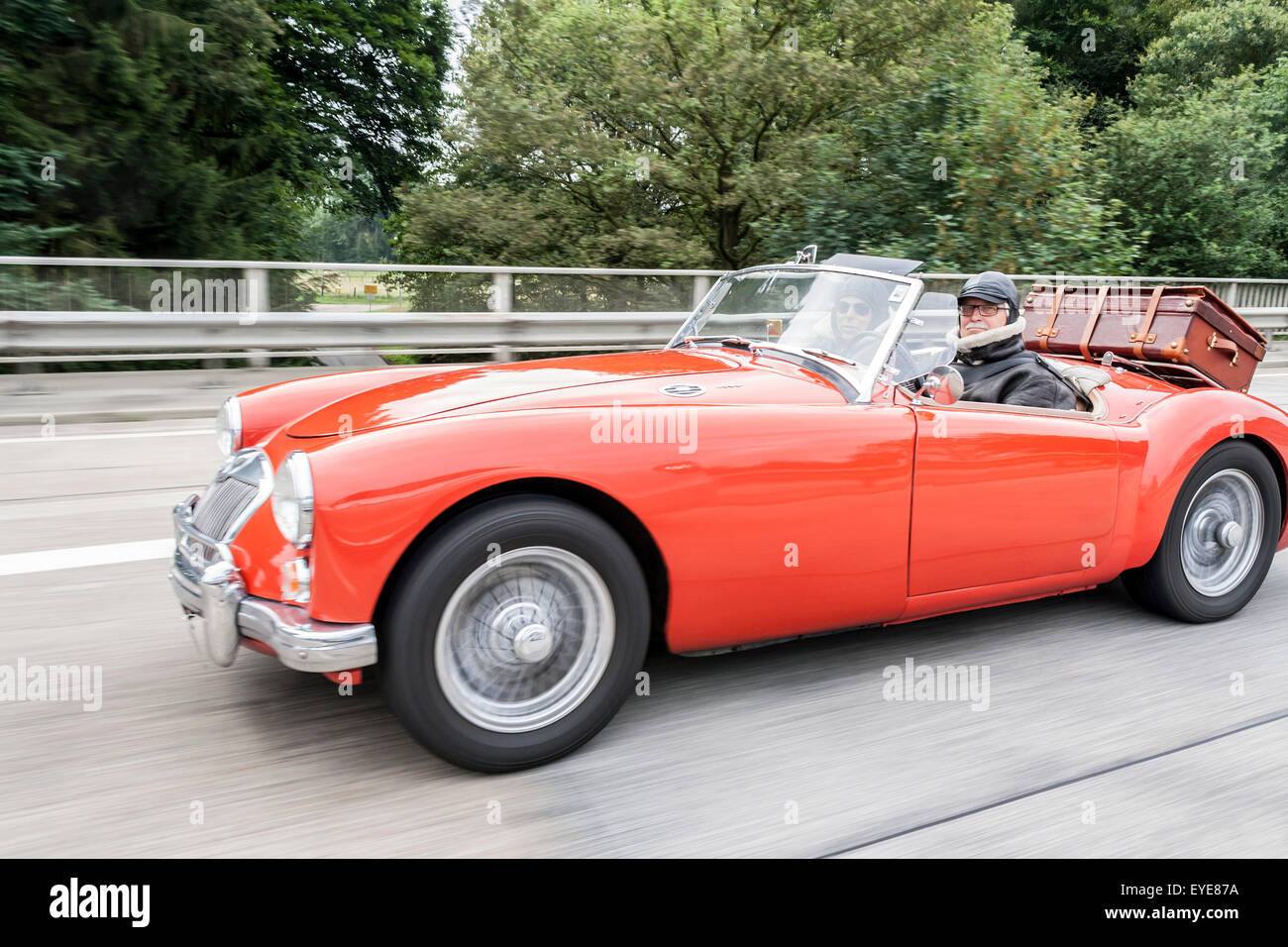 Mga sports car hi-res stock photography and images - Alamy