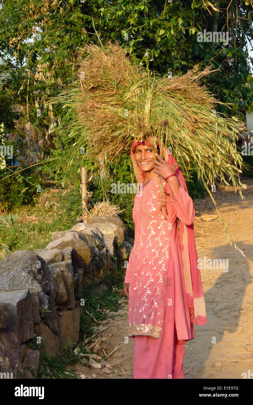 Bir village hi-res stock photography and images - Alamy