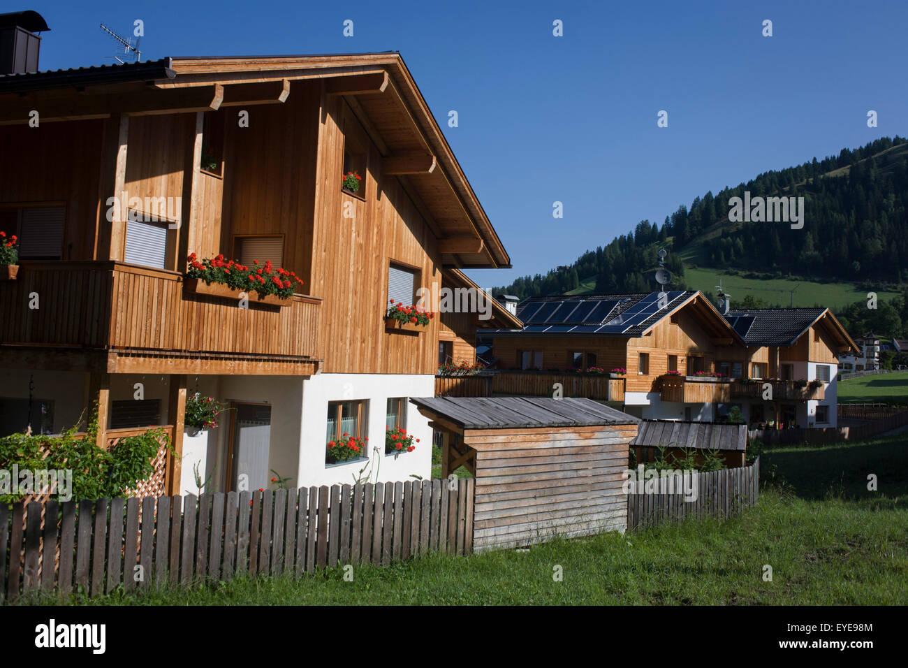 Tyrolean house architecture in leonhard st hi-res stock photography and ...