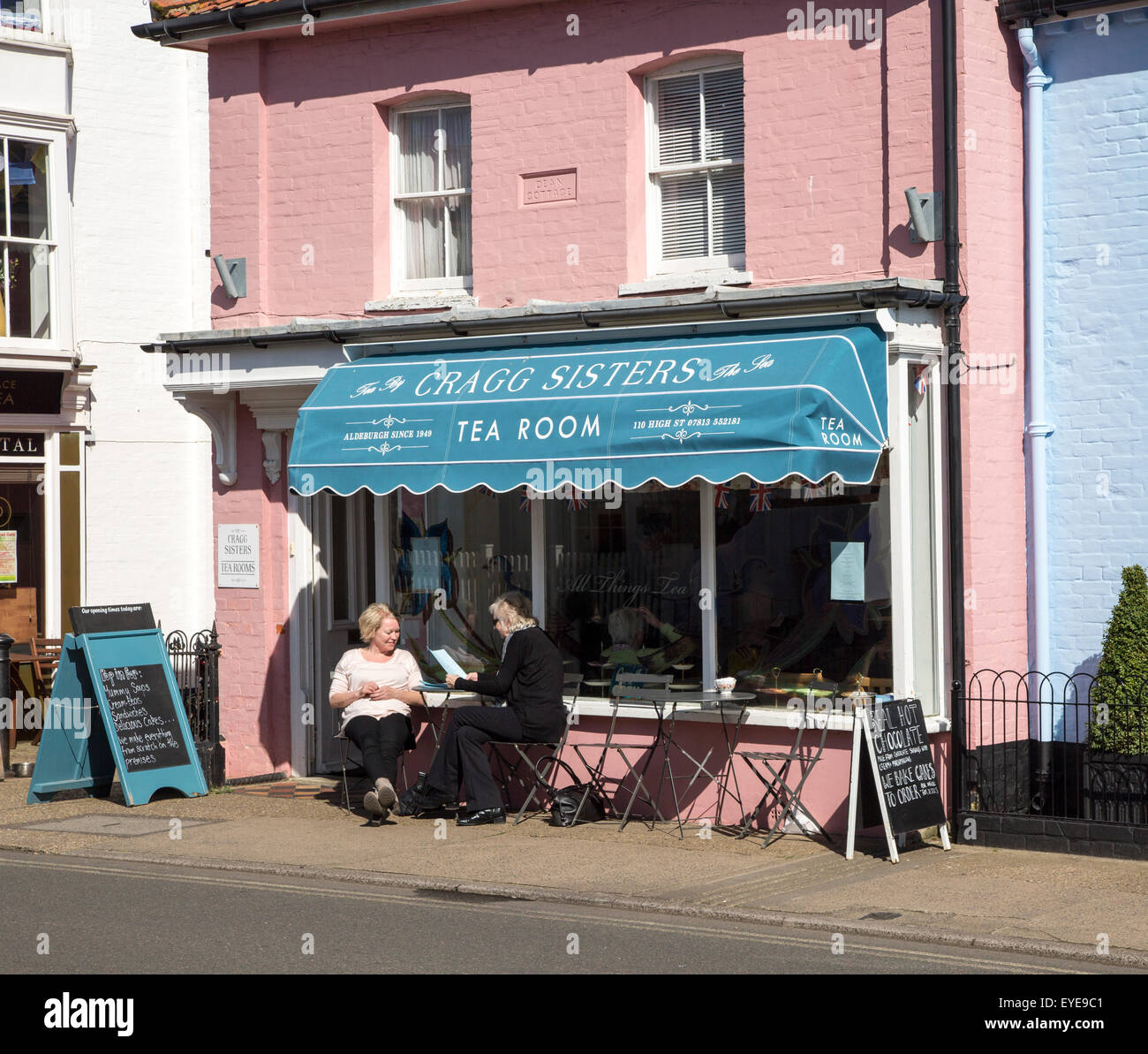 Cragg Sisters tea room, Aldeburgh, Suffolk, England, UK Stock Photo - Alamy