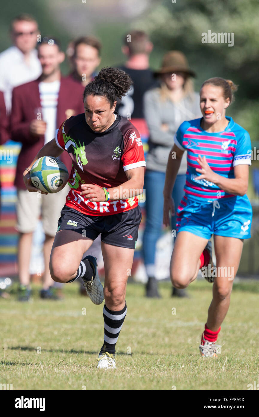 Female rugby players hi-res stock photography and images - Alamy