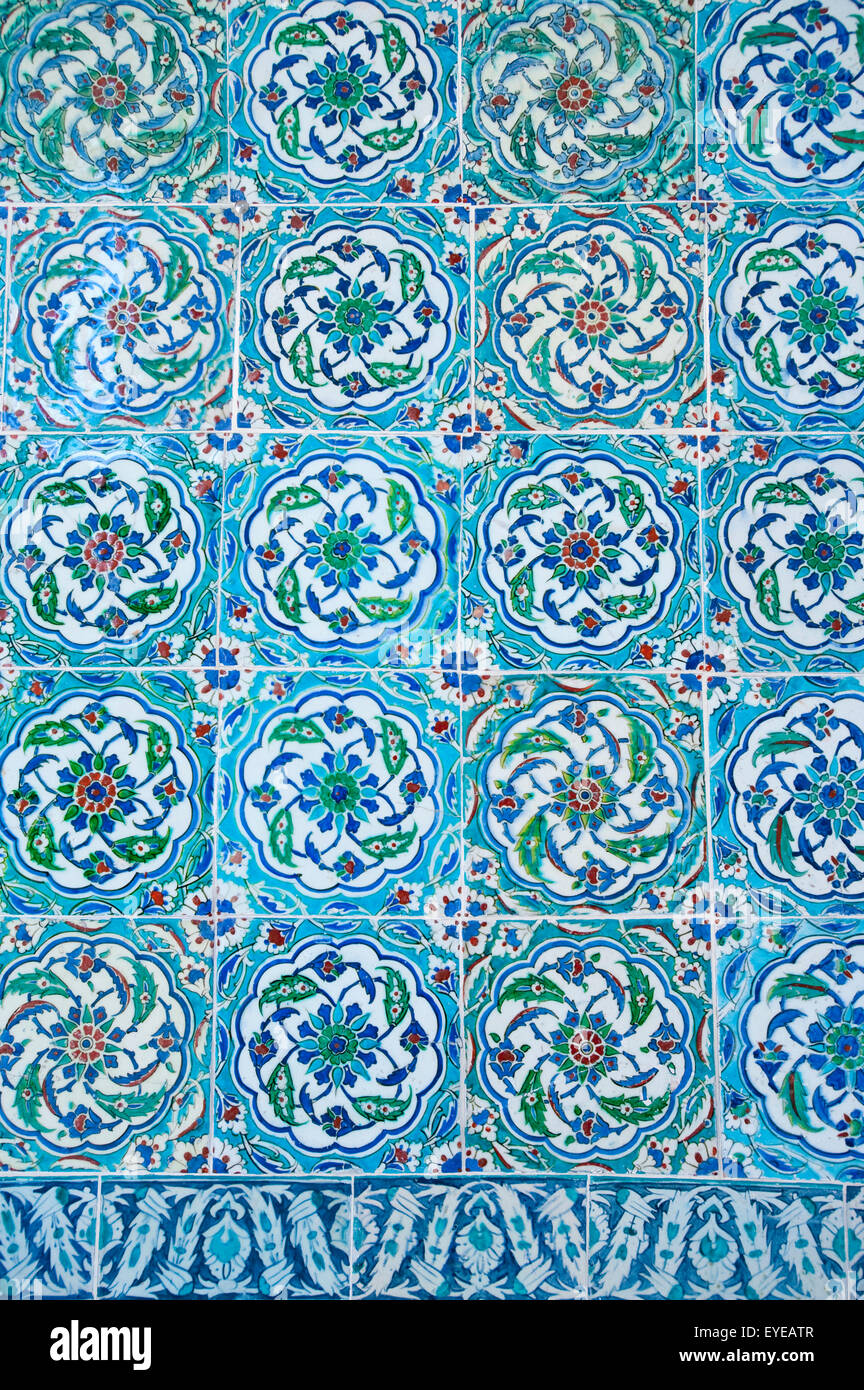 Turkey, Detail of blue tiled walls of Topkapi Palace; Istanbul Stock ...
