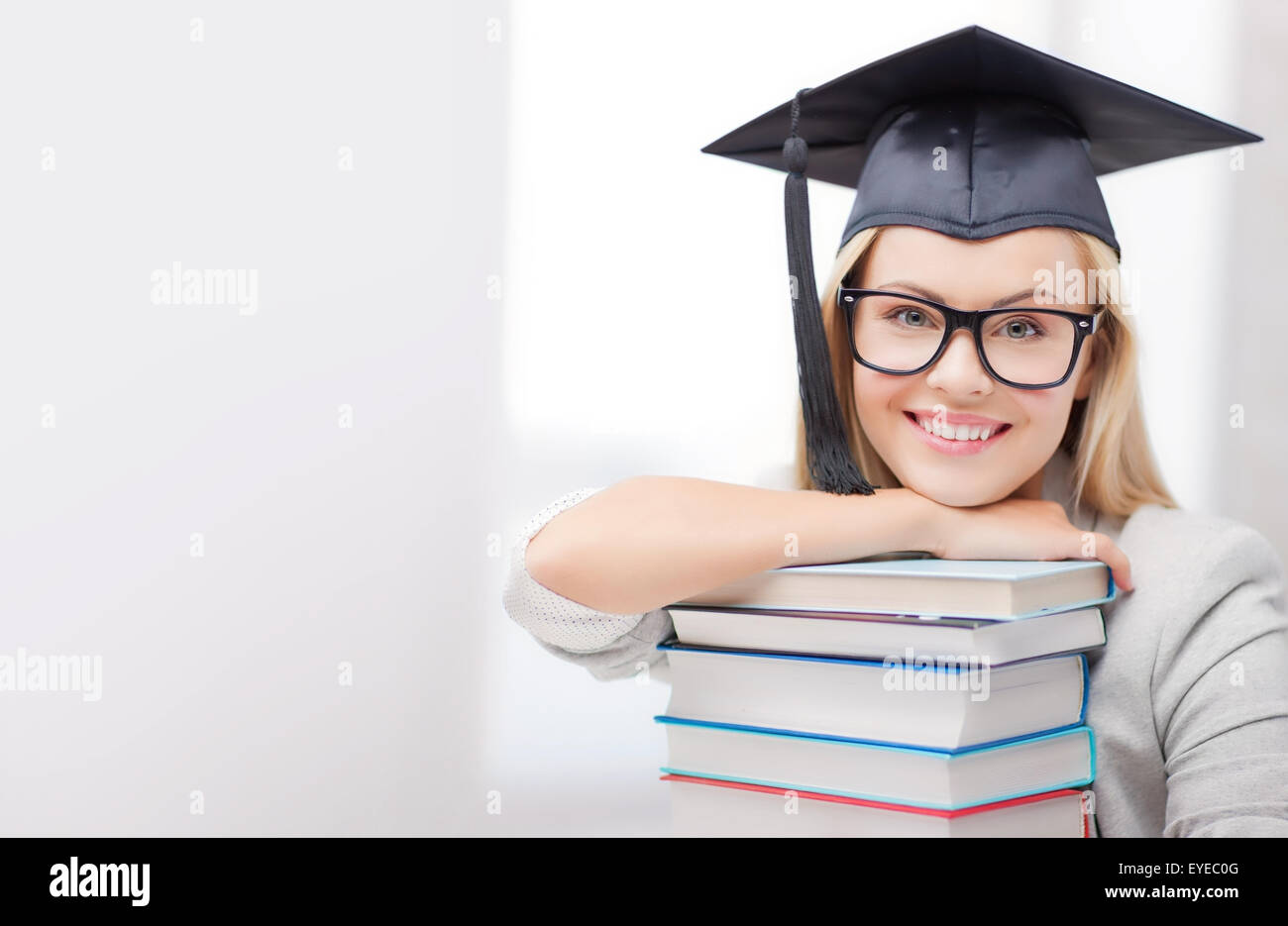 Trencher hat hi-res stock photography and images - Alamy