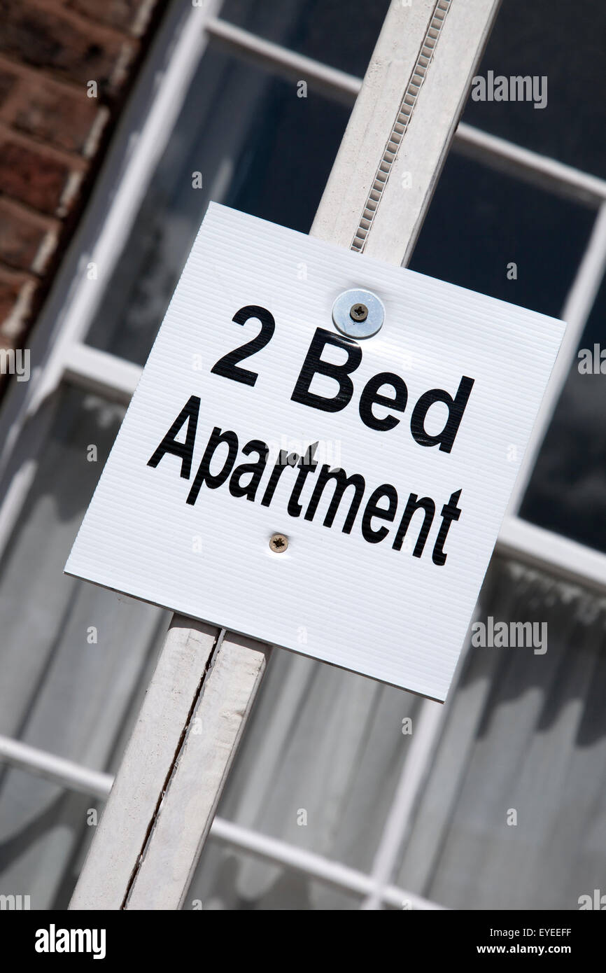 Two Bed Apartment Flat Sign Stock Photo - Alamy