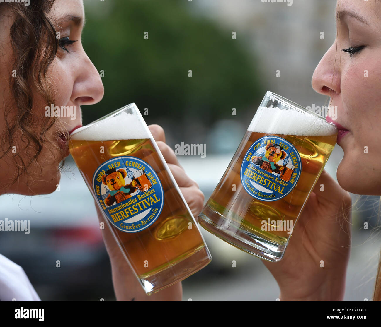 Berlin, Germany. 28th July, 2015. Beer Queen Melina (l) and Beer ...