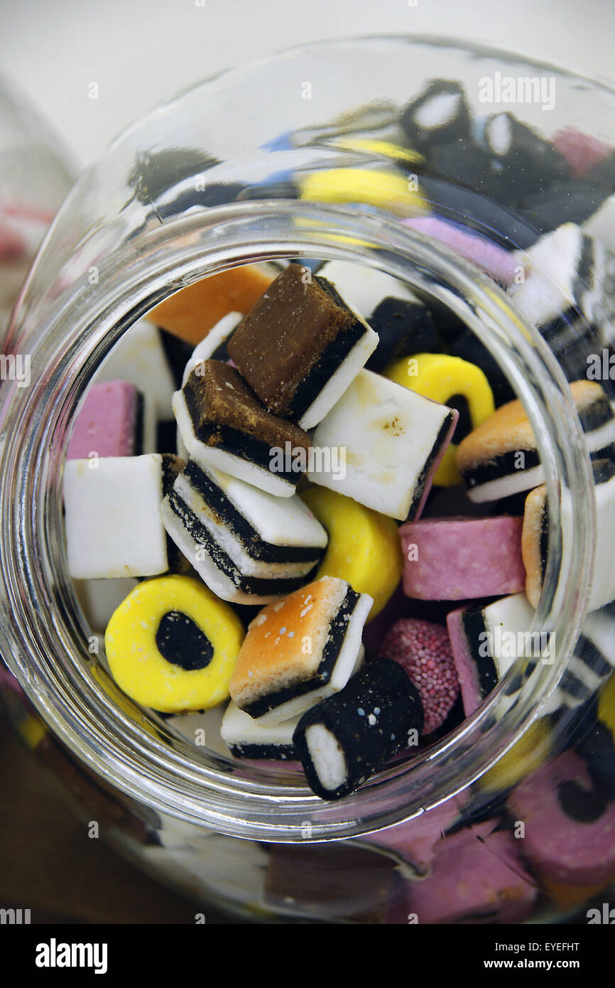 Mixed sweets hi-res stock photography and images - Alamy