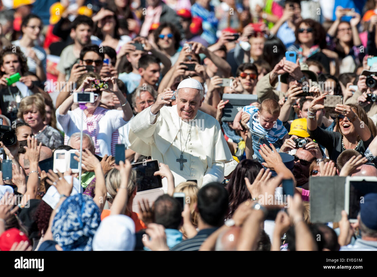 Pope Francis during the General Audience in St. Peter's Square at the ...
