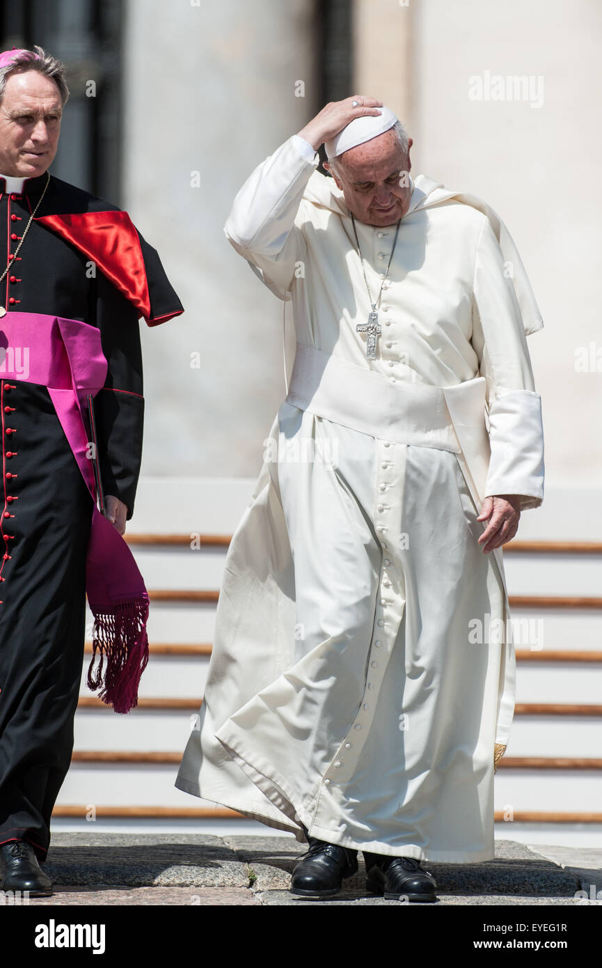 Pope Francis during the General Audience in St. Peter's Square at the ...