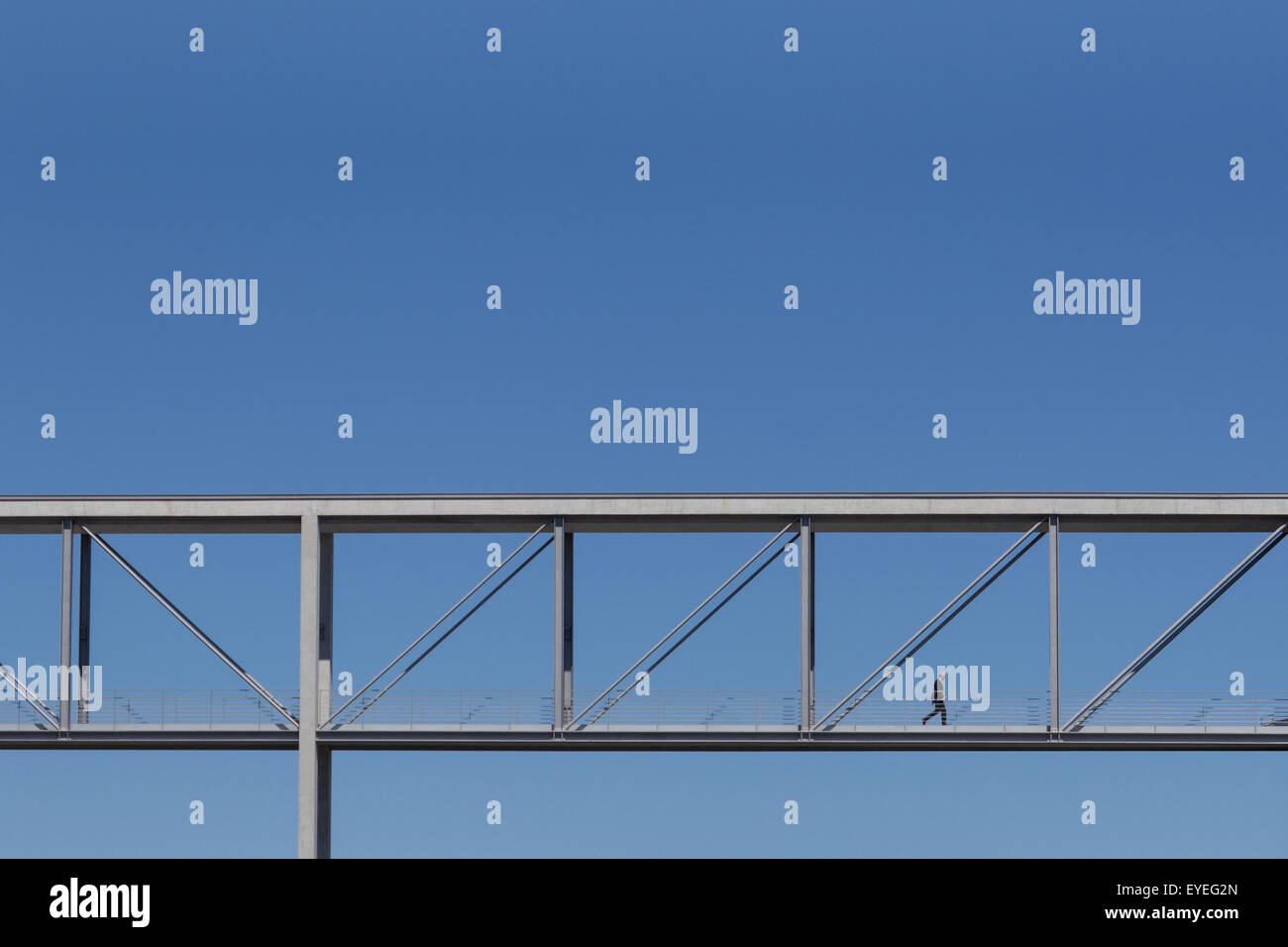 People walks over bridge hi-res stock photography and images - Alamy