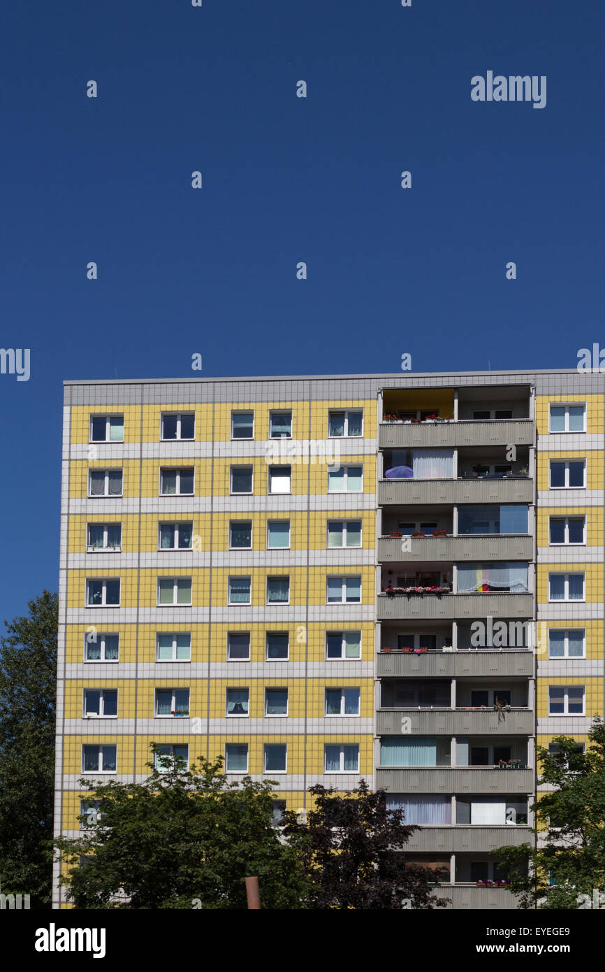 (Plattenbau )building facade , berlin germany Stock Photo - Alamy